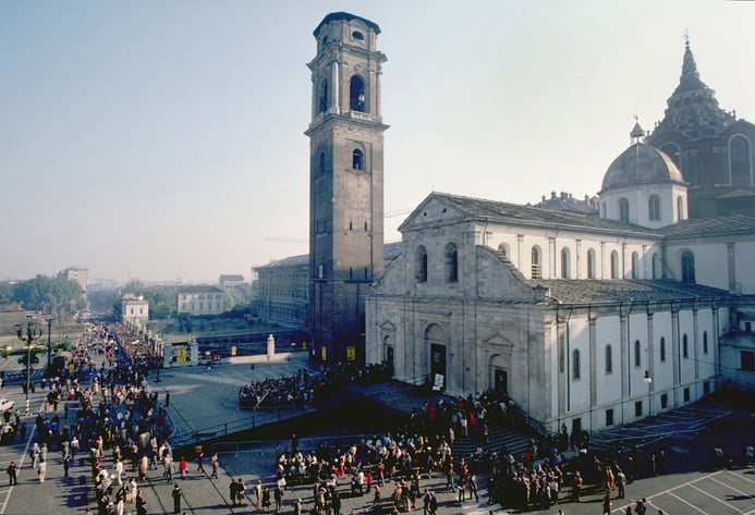 History of the Shroud of Turin (Cutting through the Controversy!)